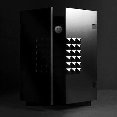 Luxury And Travel Hub: Karl Lagerfeld celebrates symbiotic relationship ...